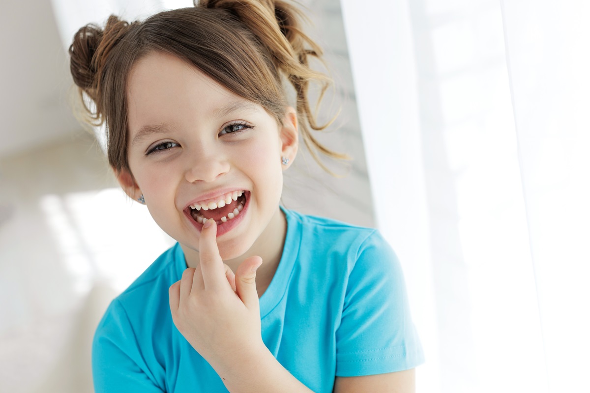 Tips for Managing Your Child’s First Loose Tooth | Dental Signal